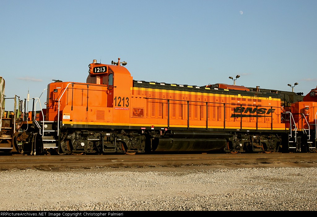 BNSF 1213